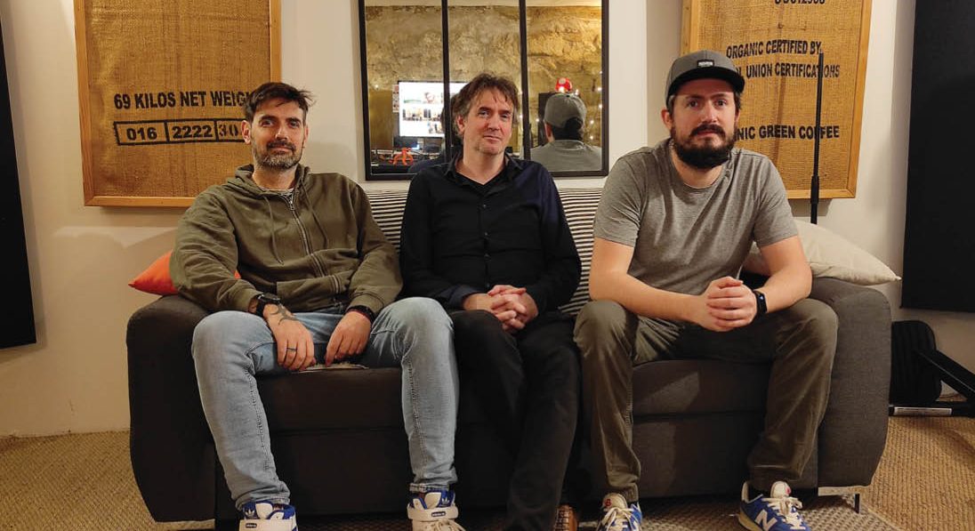 Trois frères ont uni leurs talents pour créer un jeu vidéo - Aude